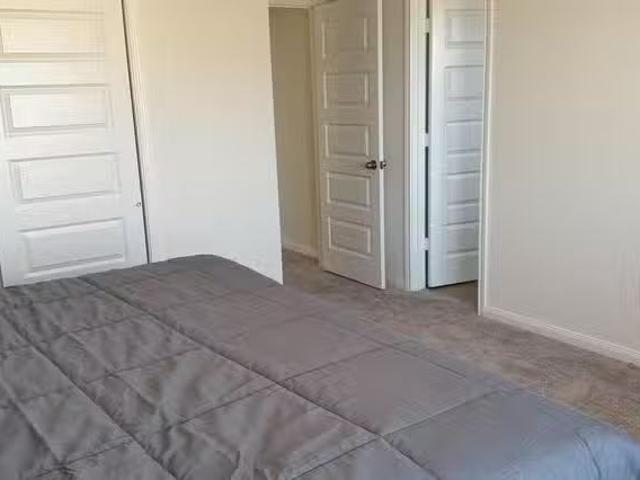 Beautiful & spacious Cypress House with Dining area id. 9908