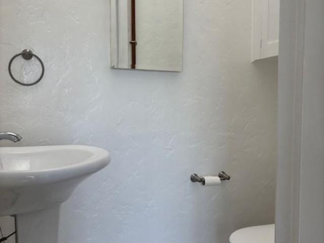 Beautiful spacious and bright apartment in the Pasadena Area 1 Bedroom Apartment for Rent at 211 S El Molino Ave, Pasadena, CA 91101 Downtown Pasadena