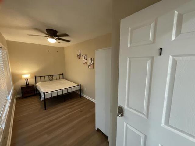 Beautiful & spacious Houston House with Backyard and Patio