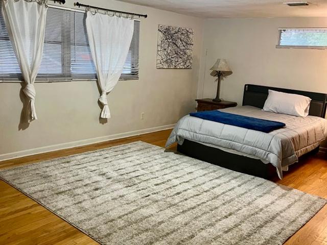 Beautiful Spacious Room For Rent