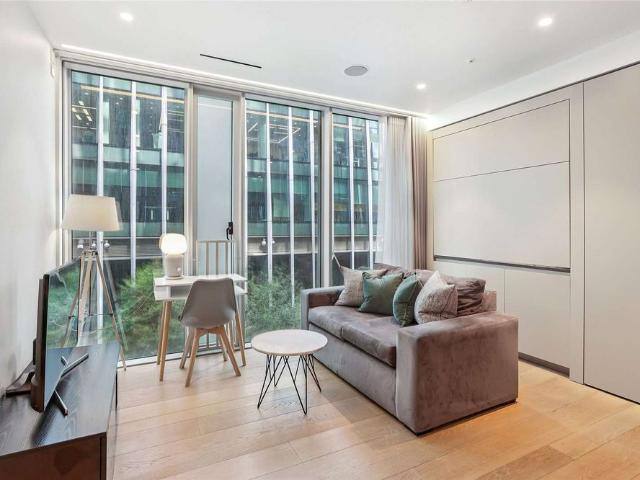 Beautiful studio apartment in Westminster's most desirable most development, boasting exceptional facilities including a gym, cinema, pavilion lounge, roof terrace and meeting room
