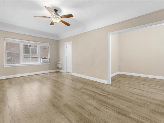 Beautiful Studio Apartment! Minutes from Silver Lake, Echo Park, and Koreatown!