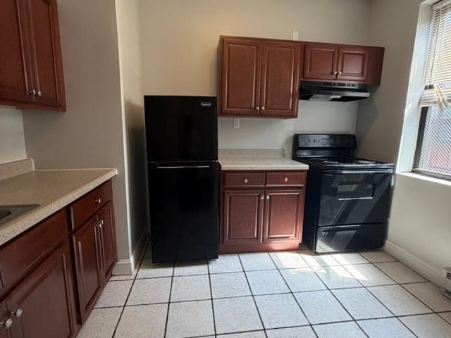 Beautiful STUDIO Apartment Now Available In East O