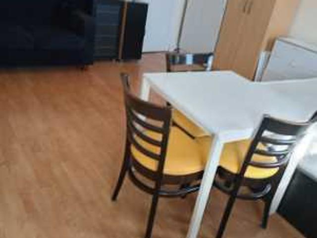 Beautiful Studio flat in London for rent, Available, ready to move in, Post code: E10 7LA