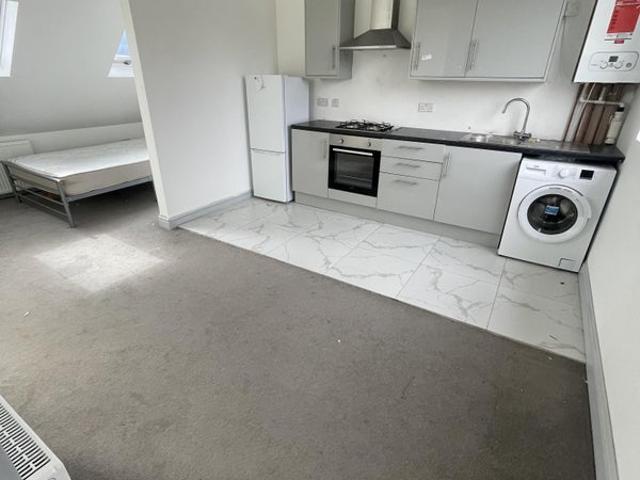 Beautiful Studio Flat to Rent