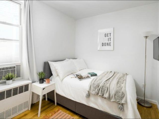 Beautiful Sutton Place Apartment in Perfect Area