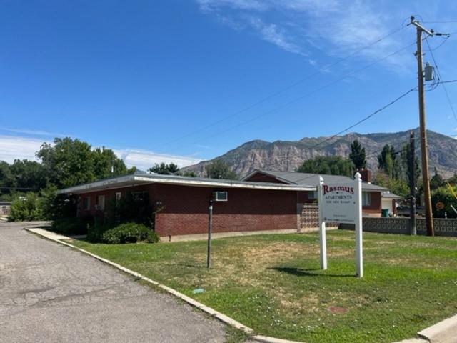 Beautiful patio townhouse for rent with carport, single level living 1 Bedroom Home for Rent at 506 14th St, Ogden, UT 84404 Canyon Road