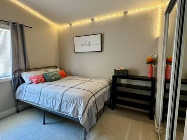 Beautiful Paradis Valley furnished room