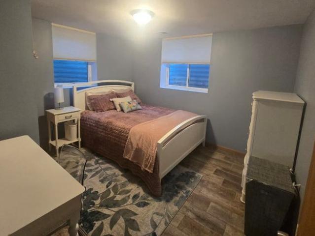 Beautiful Private Basement Suite with PRIVATE BATH