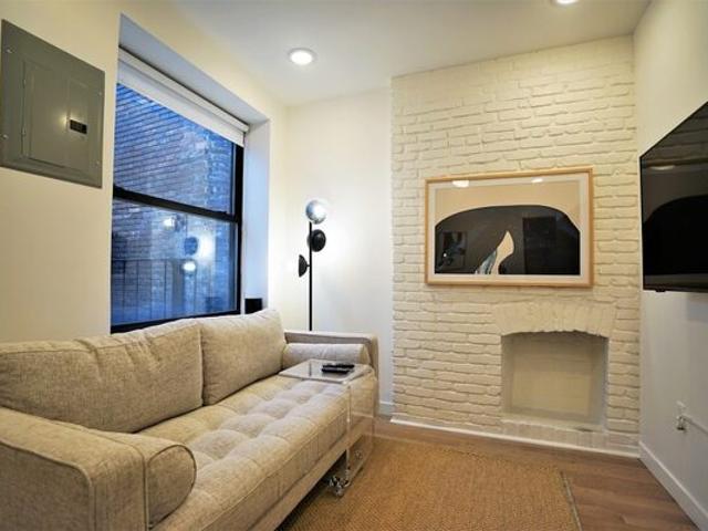 Beautiful Private ROOM with Bathroom in Manhattan