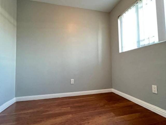 Beautiful Room with shared Bathroom