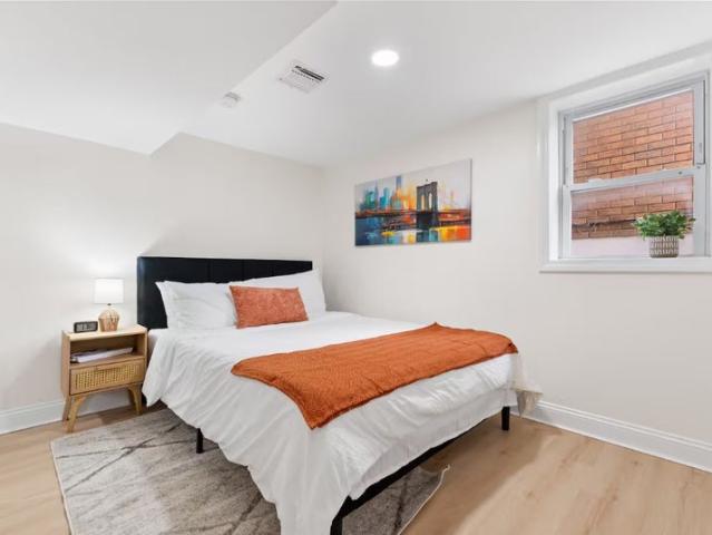 Beautiful Room for rent!