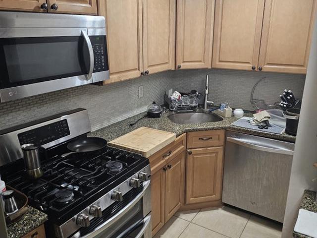 Beautiful room for rent with a private bathroom