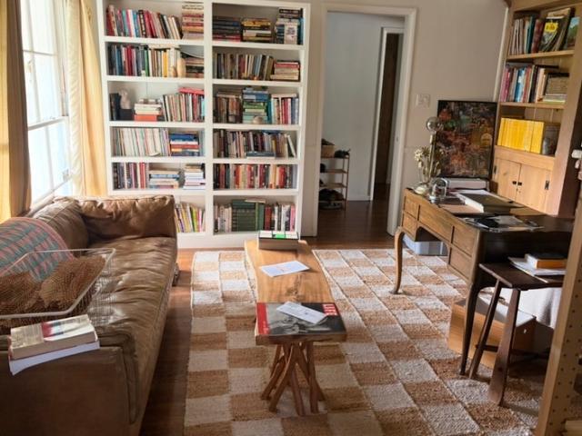 Beautiful room in house with pool