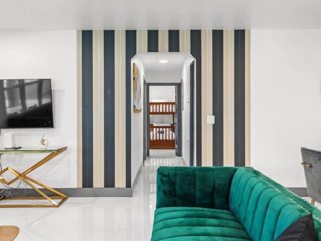 Beautiful Room in Renovated House