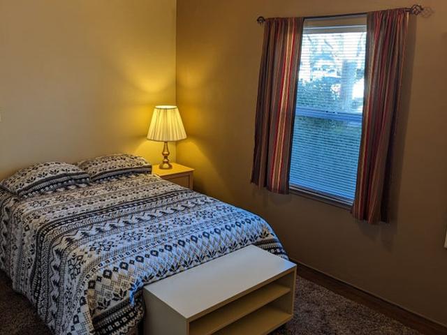 Beautiful Room Located in San Lorenzo/Hayward