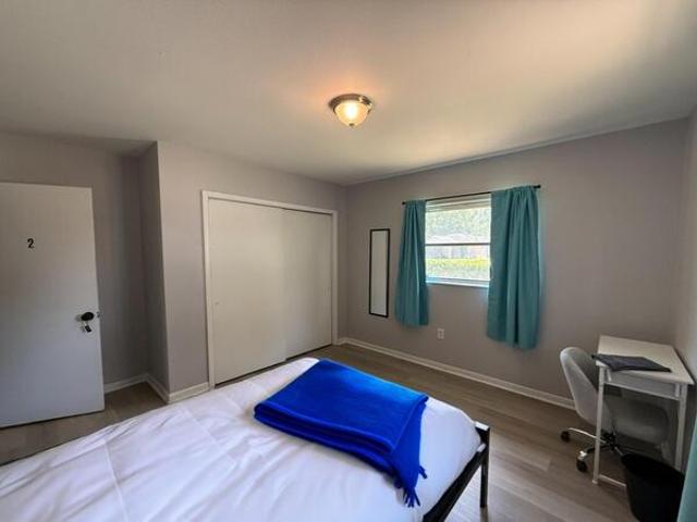 Beautiful remodeled East Tampa house in ideal central location! Perfect place to call Home!