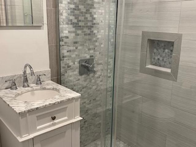 Beautiful remodeled large room