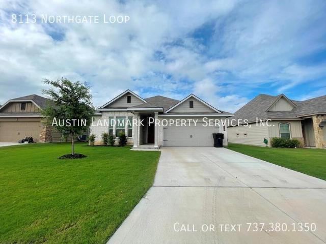 Beautiful well maintained 3 bedroom, 2 bath home in Temple!