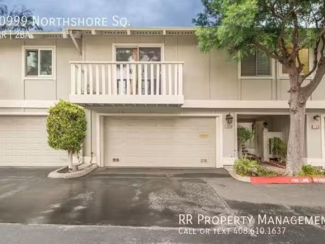 Beautiful Townhome in Northpoint Community in Cupertino! 1099.