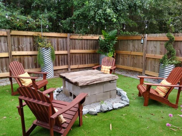 Beautiful townhome with gorgeous backyard