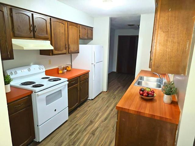 Beautiful Townhouses 2 Bedroom Home for Rent at 3904 N Franklin St, Muncie, IN 47303