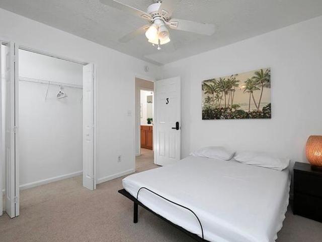 Beautiful Townhouses minutes from Six Flags!