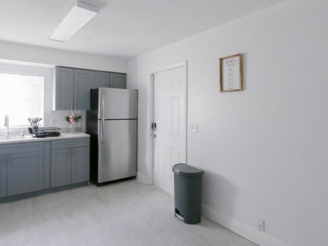 BEAUTIFUL Tampa Comfy & homey HOME