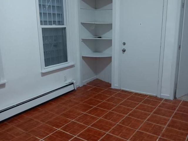Beautiful two bedroom apartment in Newark 2 Bedroom Apartment for Rent at 537 N 6th St, Newark, NJ 07107 Upper Roseville