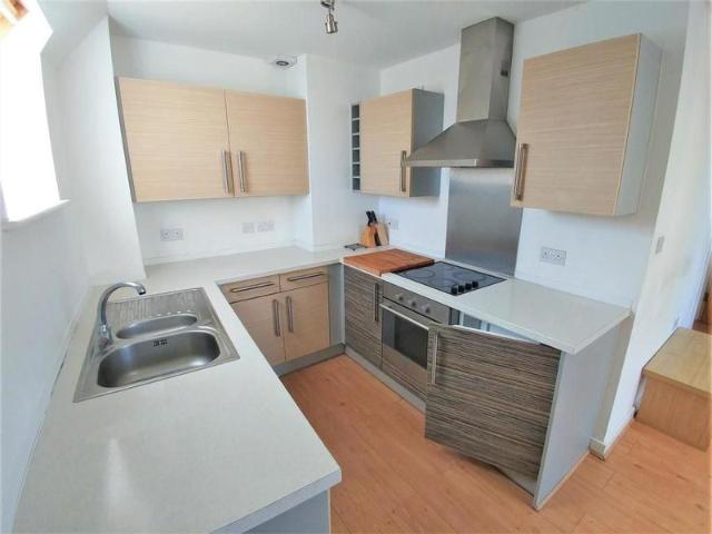 Beautiful two bedroom apartment to rent on Riding
