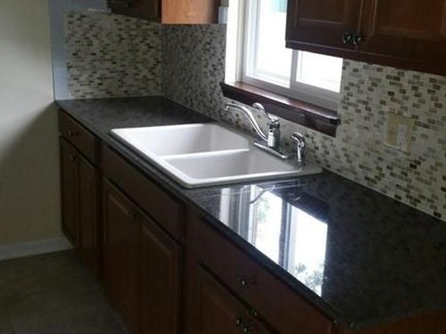 Beautiful Updated 1 Bedroom_Includes Heat!
