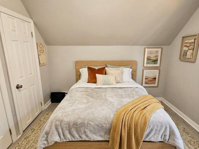 Beautiful Updated _Bedroom Apartment in NewarkNJ