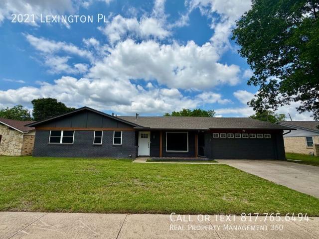 Beautifully Updated 3 Bedroom Home in Bedford