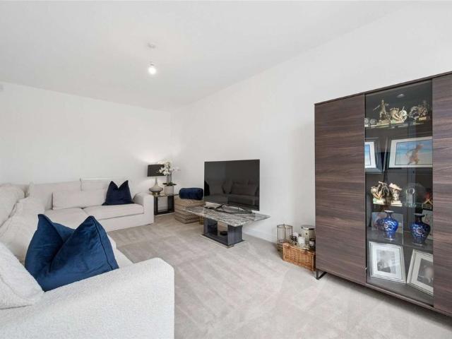 Beautifully appointed four bedroom detached family home set within the prestigious Alderley Gardens development
