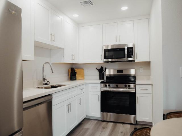 Beautifully Designed 3 3 Bedroom Apartment for Rent at 13230 N 22nd St, Phoenix, AZ 85022 Sun Sand