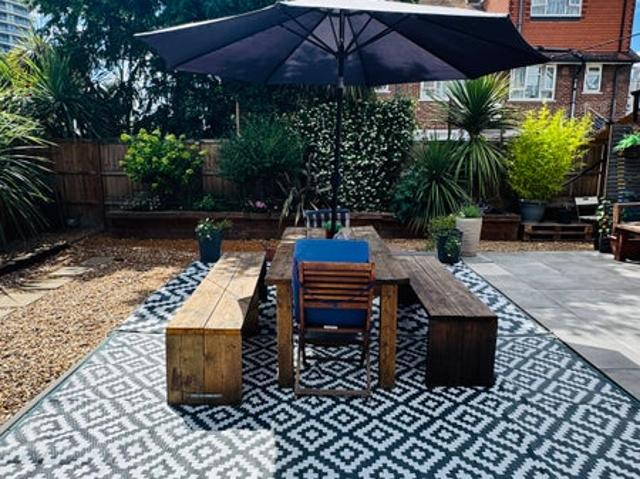 Beautifully Furnished One Bedroom Garden Home | Bi