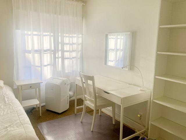 Beautifully Furnished Private Room
