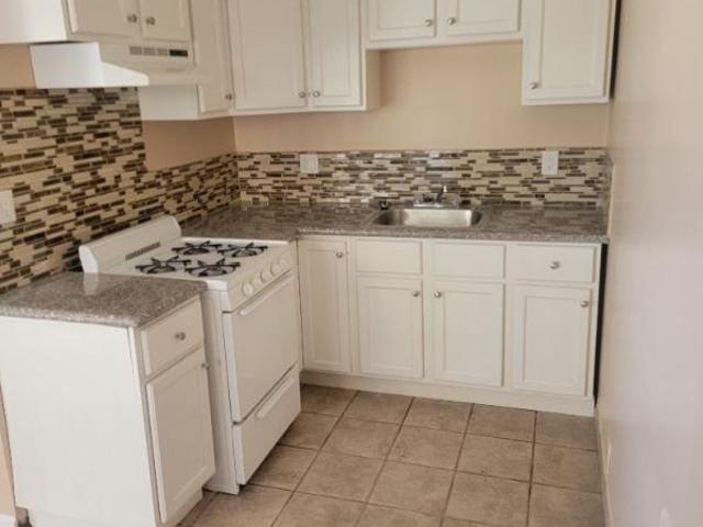 Beautifully Remodeled 1 br 1ba 1 MONTH FREE RENT