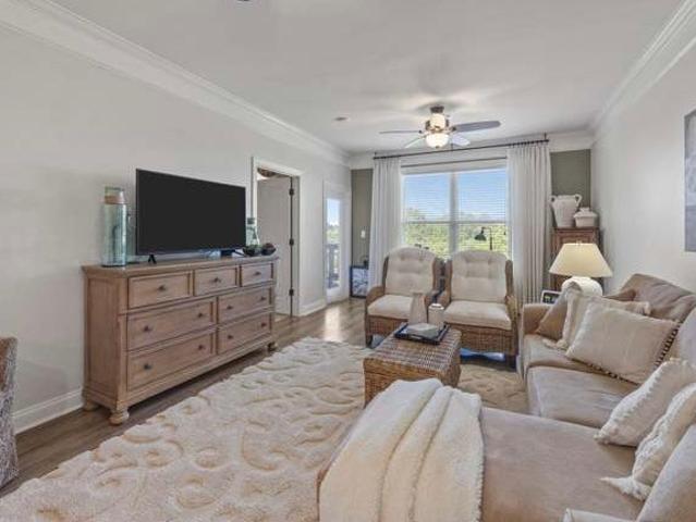 Beautifully remodeled condo