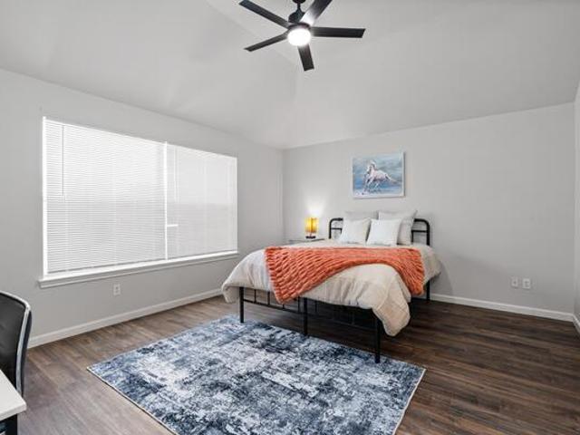 Beautifully remodeled Converse house in peaceful neighborhood Very spacious home with fully updated kitchen & new furnishings throughout!