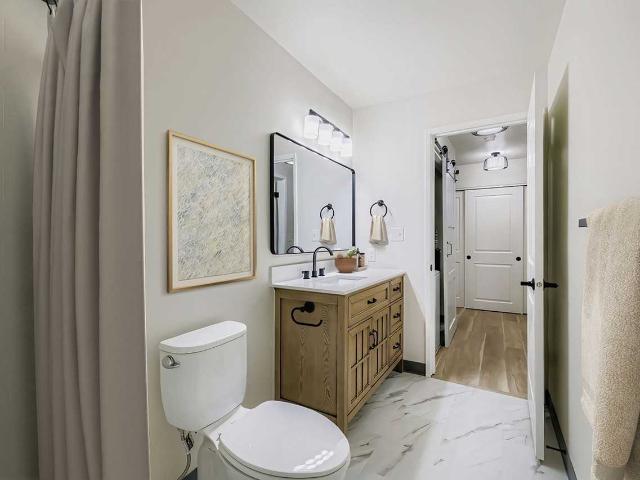 Beautifully Renovated 1 & 2 Bedroom Apartments in Lynnwood! 2 Bedroom Apartment for Rent at 5620 183rd St Sw, Lynnwood, WA 98037