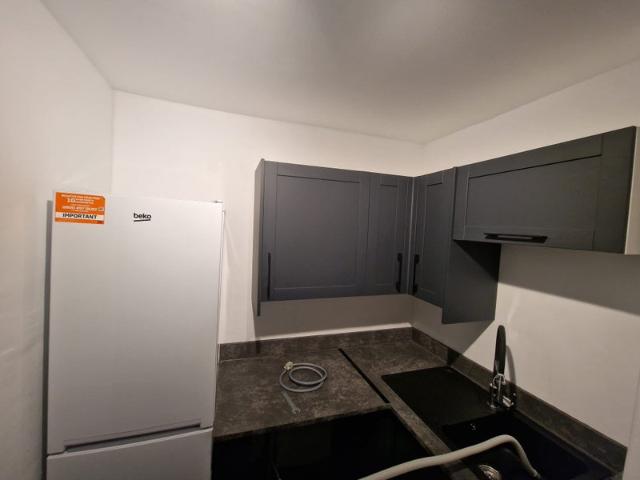 Beautifully Renovated 2‑Bedroom Flat in EH8 – £1,5