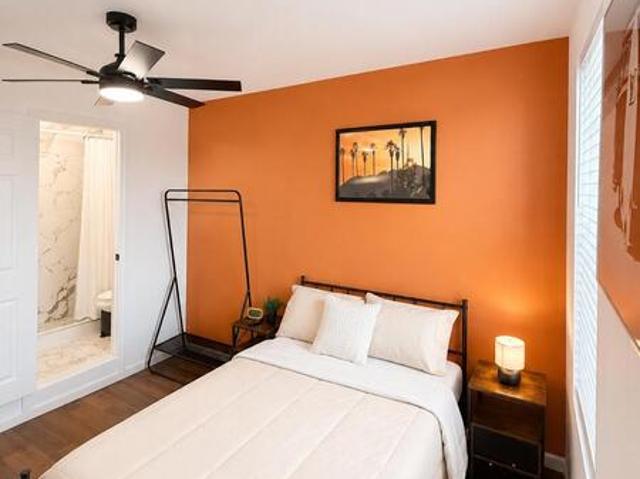 Beautifully Renovated Co Living Retreat | Peaceful Private Rooms for Working Professionals