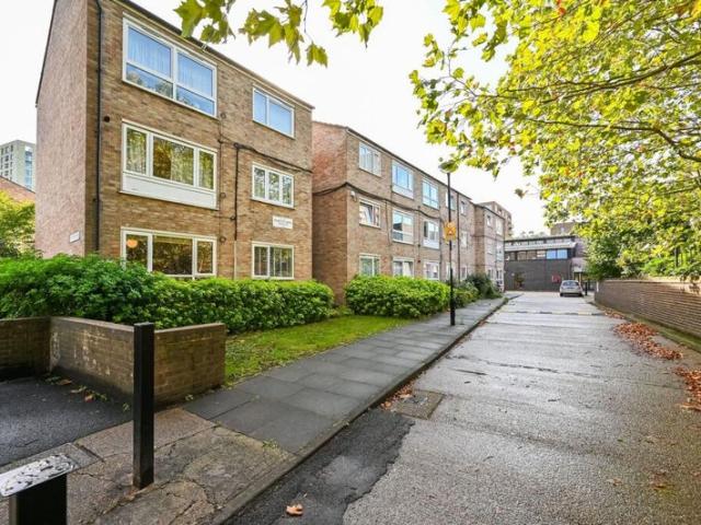 Beautifully Renovated Brand New Appartment