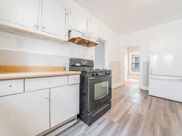 Beautifully Renovated Home in Prime Location 2 Bedroom Apartment for Rent at 4310 Daisy Ave, Cleveland, OH 44109 Clark Fulton