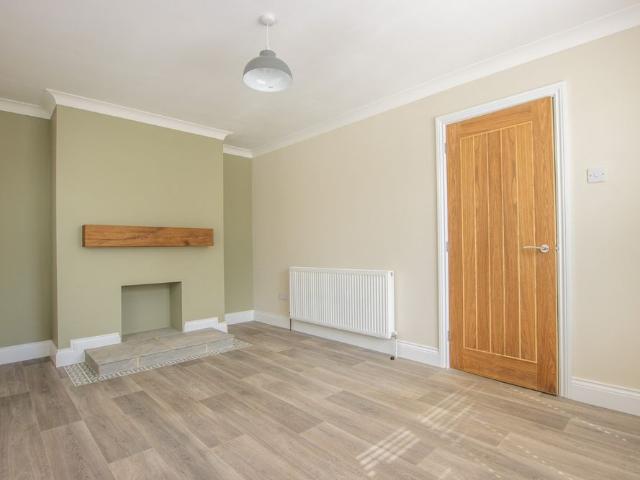 Beautifully renovated Three bedroom detached bungalow