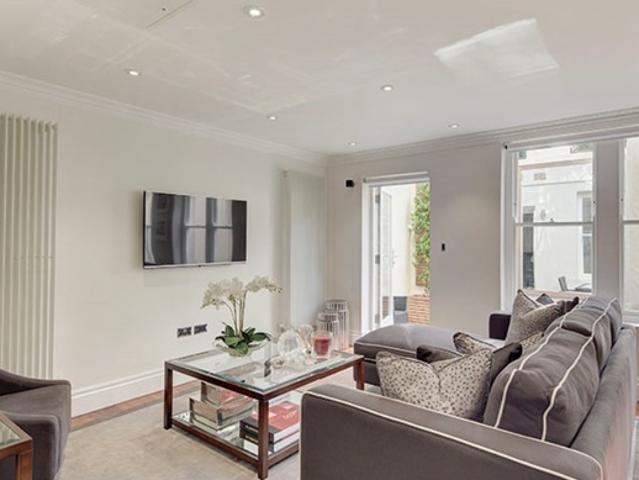 Beautifully Refurbished Lower Ground Floor Two Bedroom Apartment with Private Patio & Garden Access