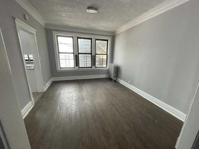 BEAUTYFULL 1 BED 1 BATH PROPERTY FOR RENT