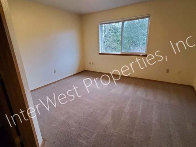 BEAV 2 Bedroom Apartment for Rent at Se Beaver Creek Ct, Troutdale, OR 97060