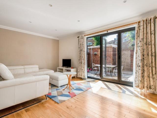 Beaver Close, Crystal Palace SE20, 3 bed end terrace house to rent, £2,150 pcm | PrimeLocation